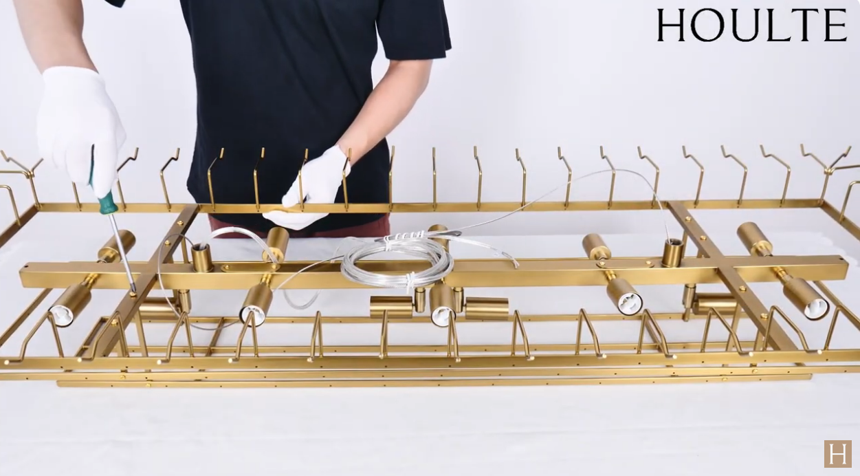How to Install a Chandelier Like a Pro - HOULTE